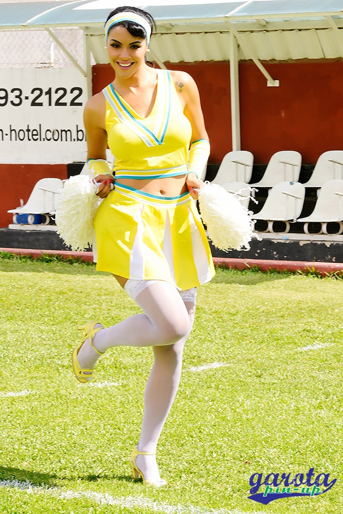 Aline Bernardes image