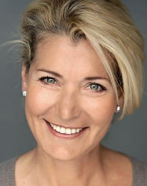 Picture of Christine Mayn