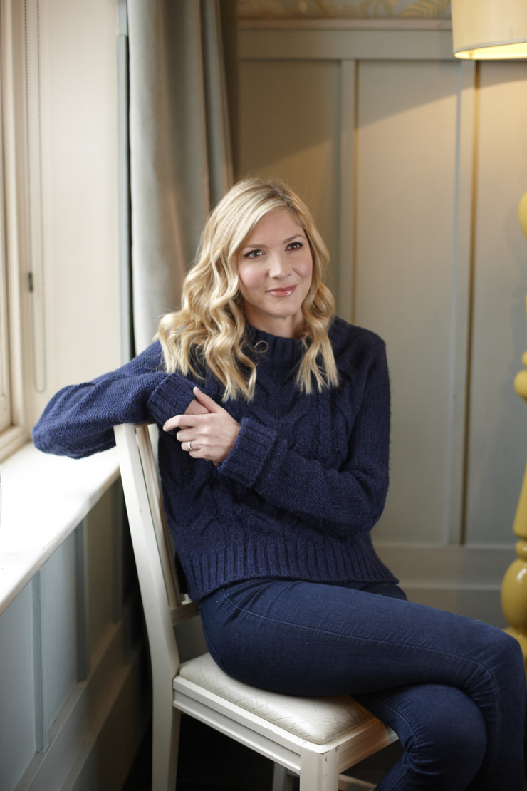 Image of Lisa Faulkner