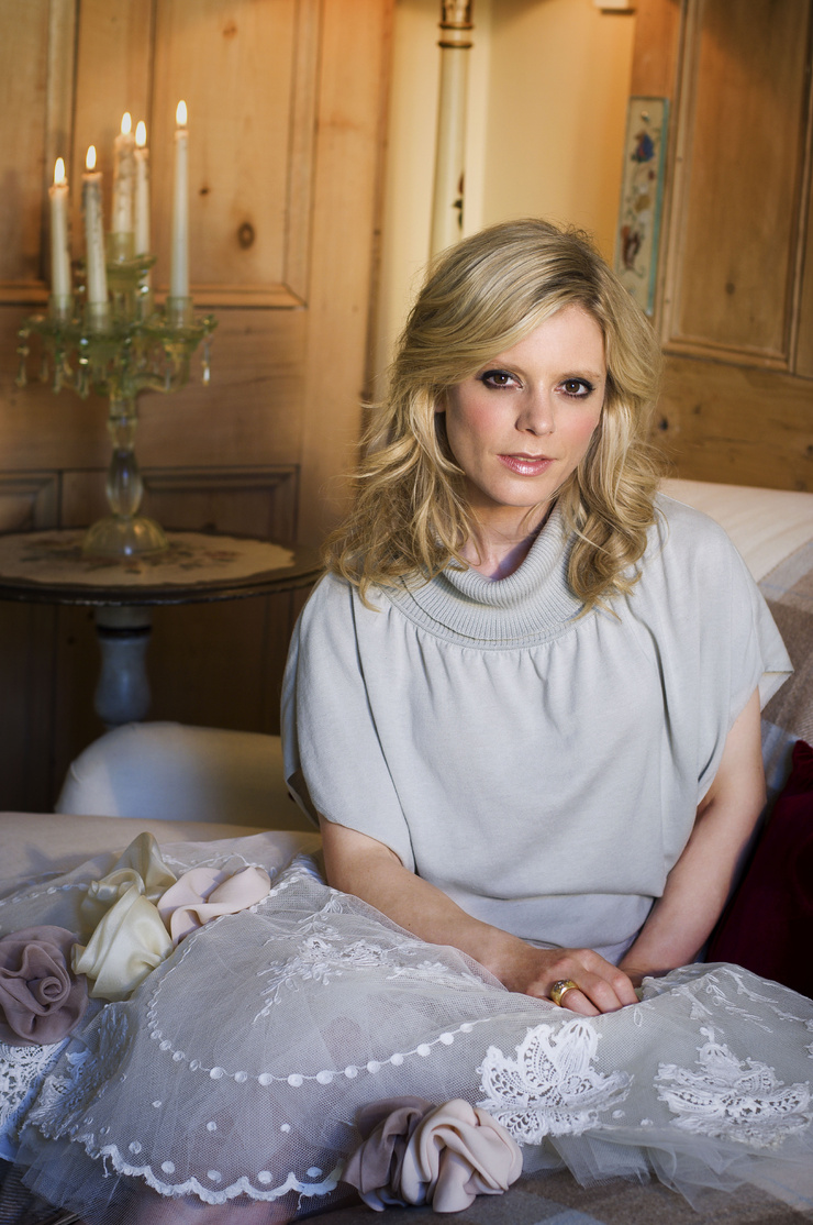Image of Emilia Fox