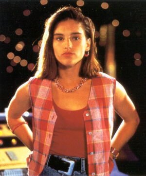 Kimberly Hart (Amy Jo Johnson) picture