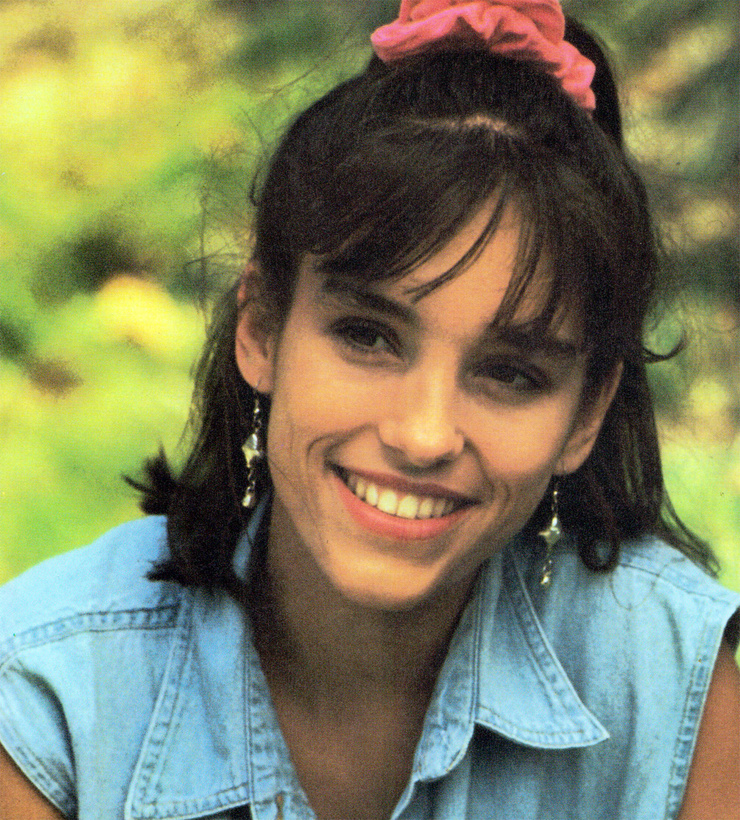 Picture of Kimberly Hart (Amy Jo Johnson)
