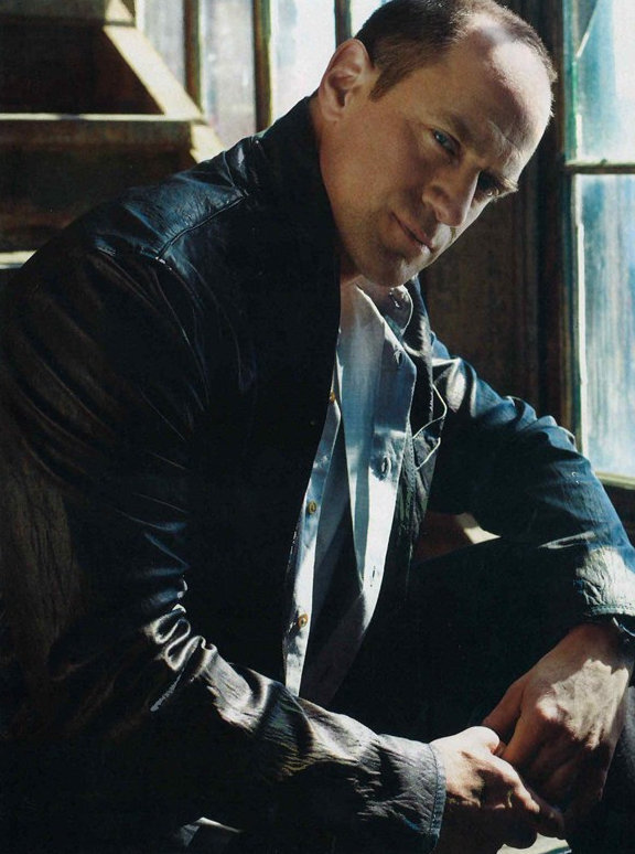 Christopher Meloni image
