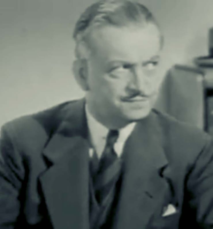 Russell Hicks picture