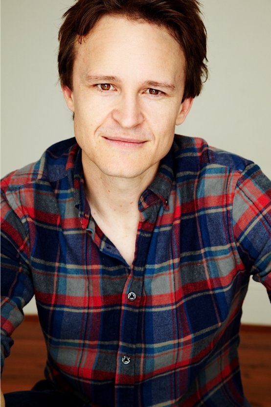 Picture of Damon Herriman