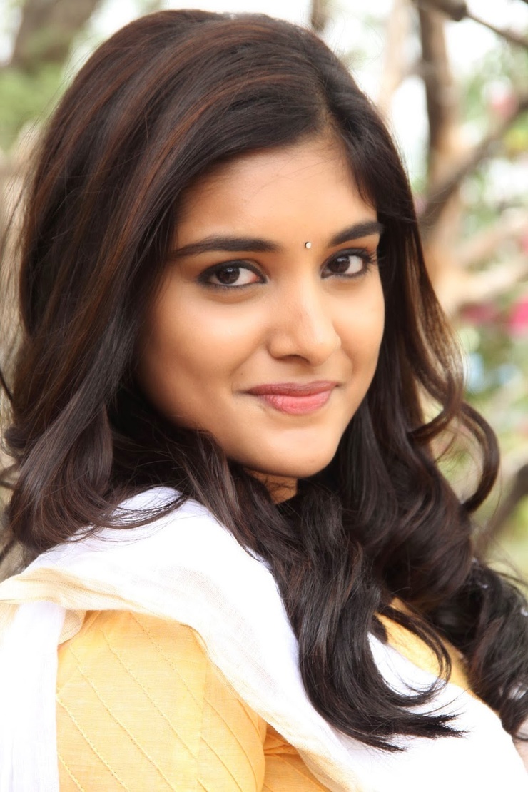 Niveda Thomas picture