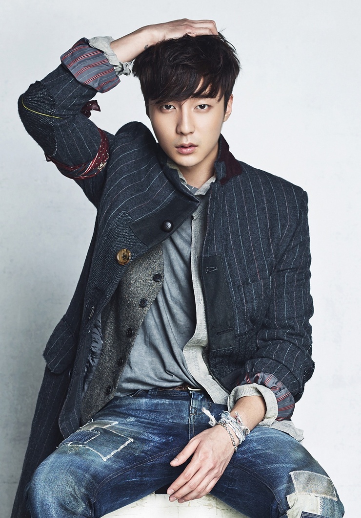 Image of Roy Kim