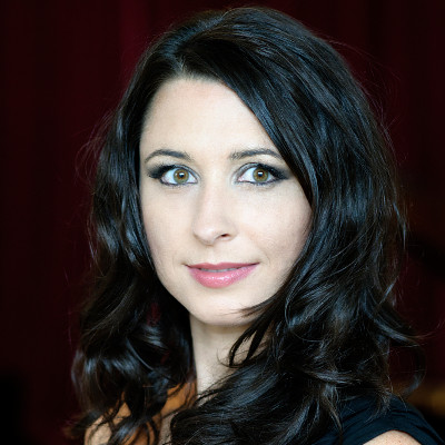 Picture of Jennifer Rüth