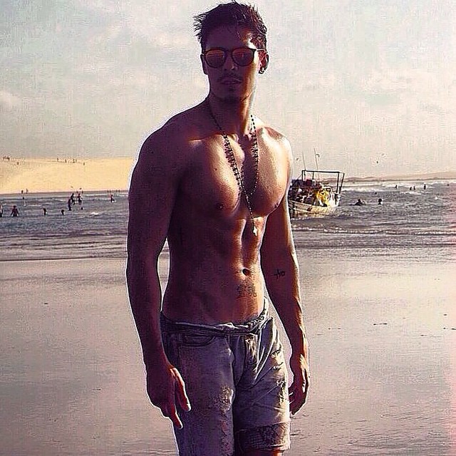 Picture of Lewis Tan