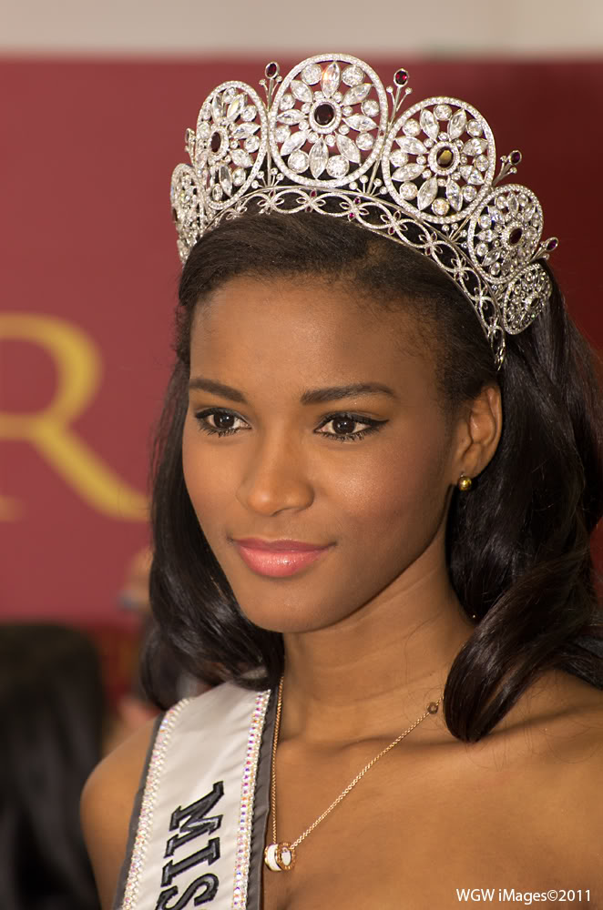 Picture of Leila Lopes