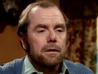 Picture of Angus Lennie