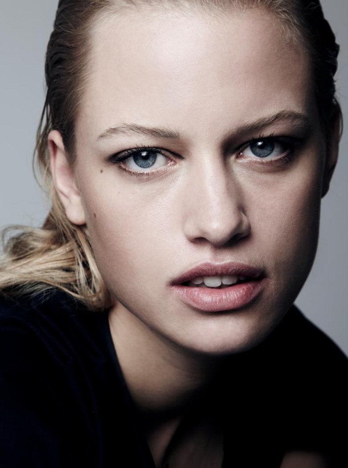 Picture of Nora Ponse