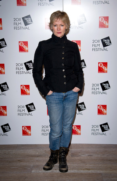 Clare Holman picture