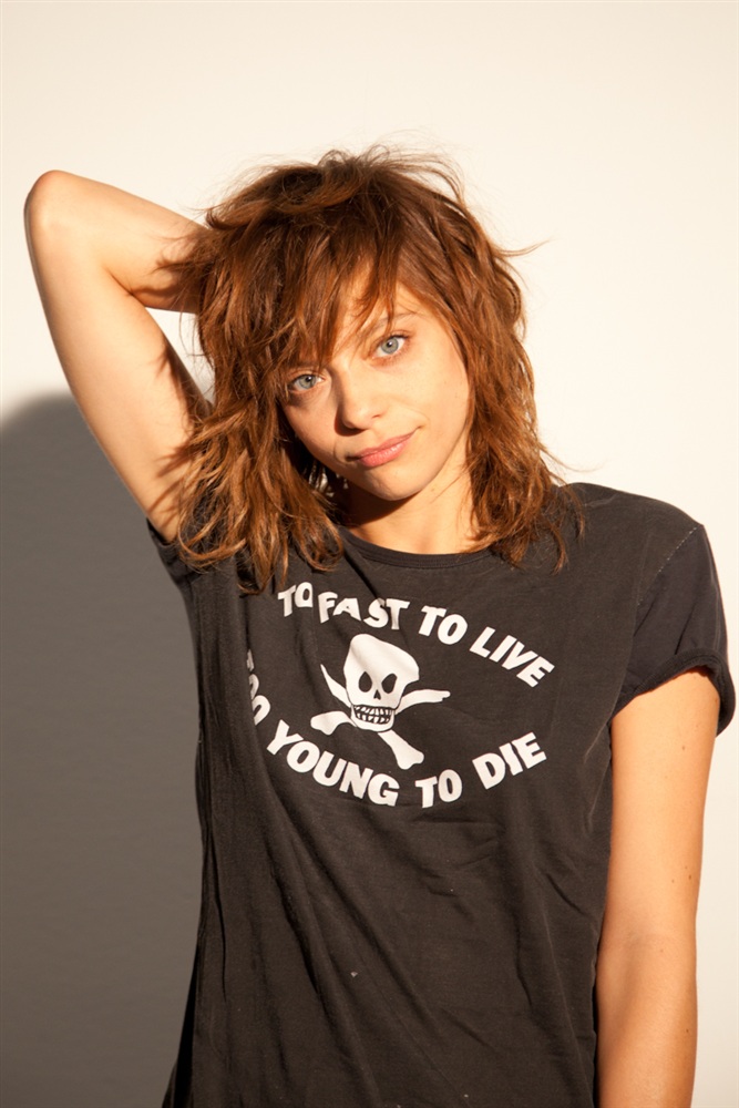 Picture of Lizzie Brocheré