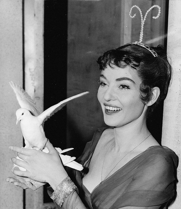 Image of Diane Cilento