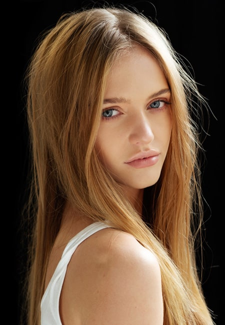 Maria Zubashchenko picture