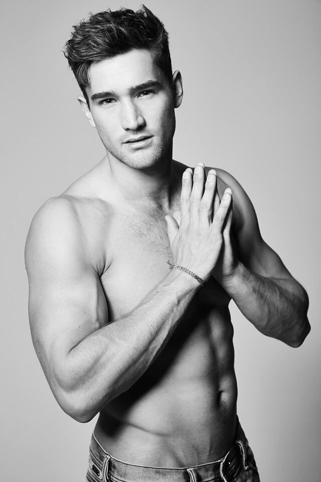 Image of Sean Sanders