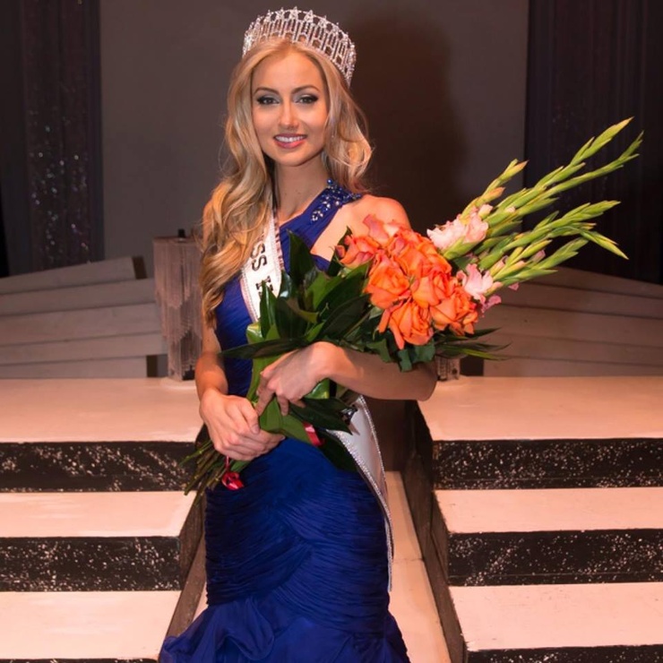 Image of Renee Wronecki