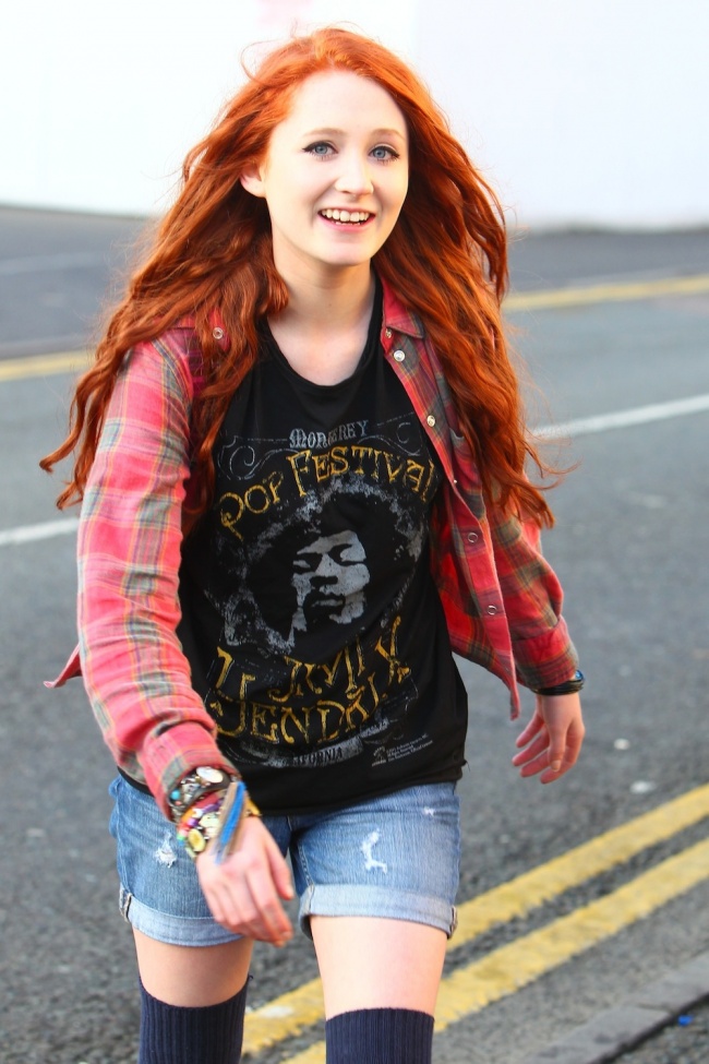 Janet Devlin image