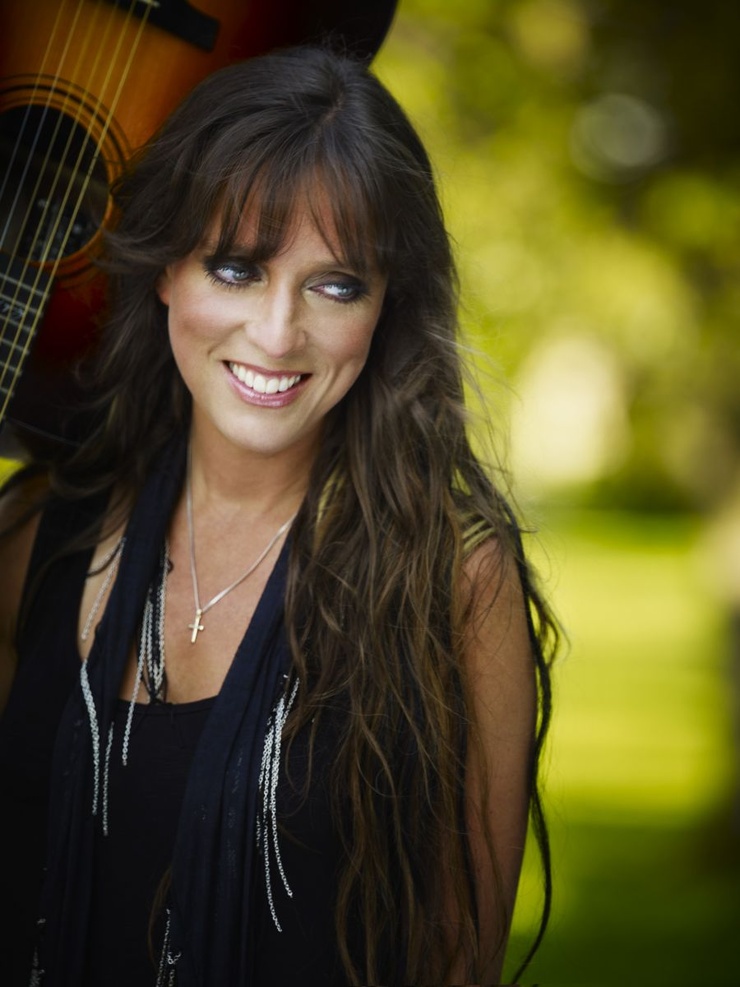 Picture of Lynda Lemay