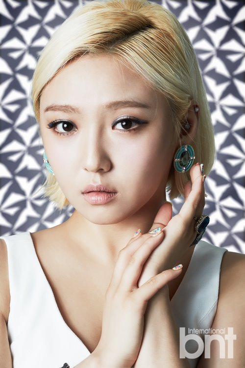 Image of Min Image of Min