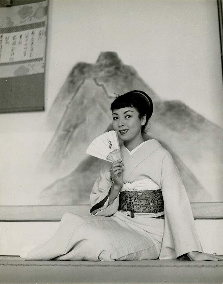 Picture of Machiko Kyô