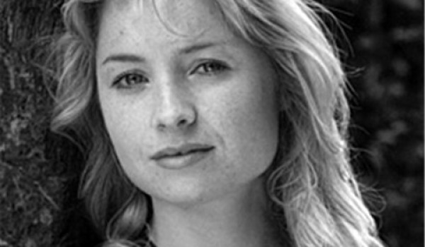 Elaine Symons - Alchetron, The Free Social Encyclopedia
