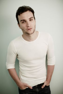 Ari Millen picture