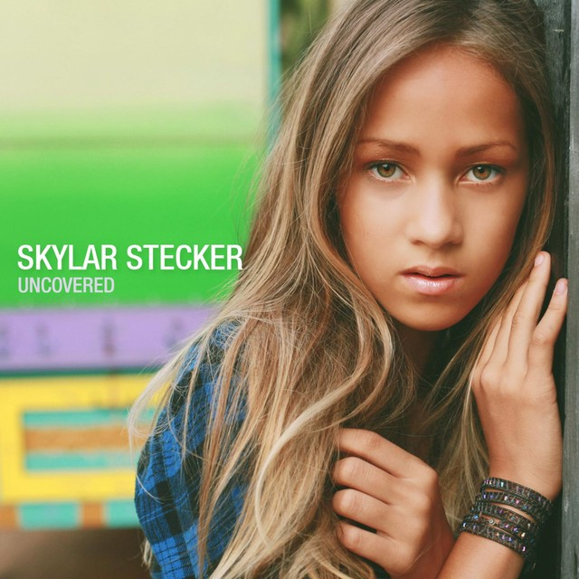 Skylar Stecker image