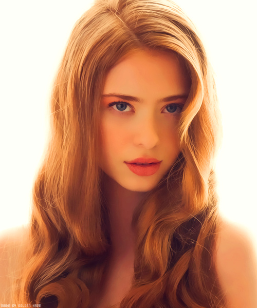 Picture of Ashlyn Pearce