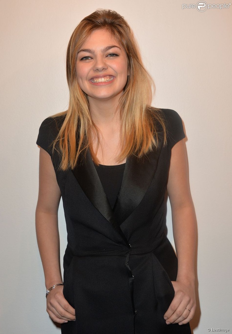 Picture of Louane Emera