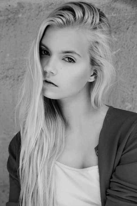 Picture of Laura Savicka