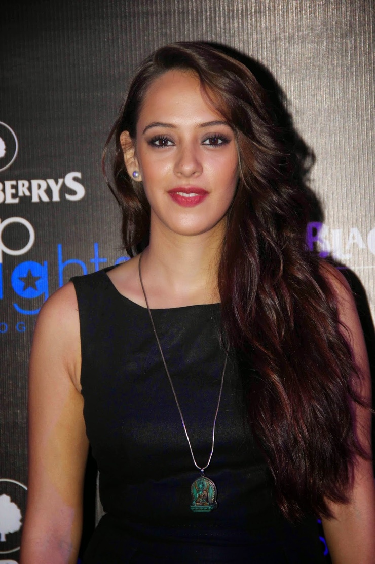 Hazel Keech image