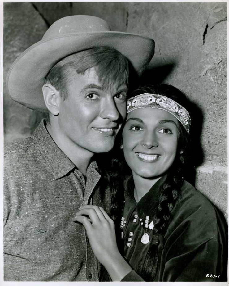 Will Hutchins, Grace Raynor