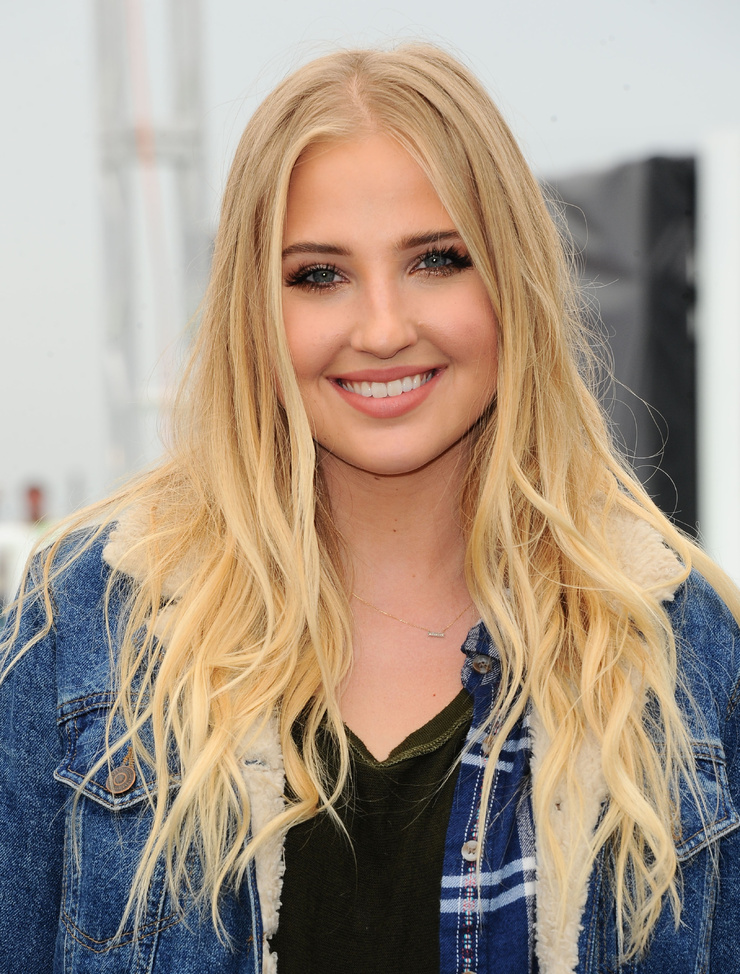 Picture of Veronica Dunne