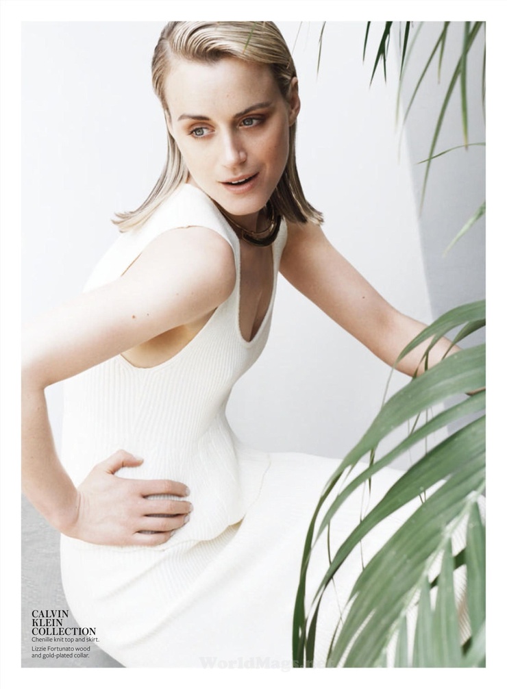 Picture of Taylor Schilling