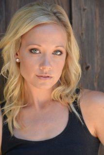 Picture of Amanda Maddox