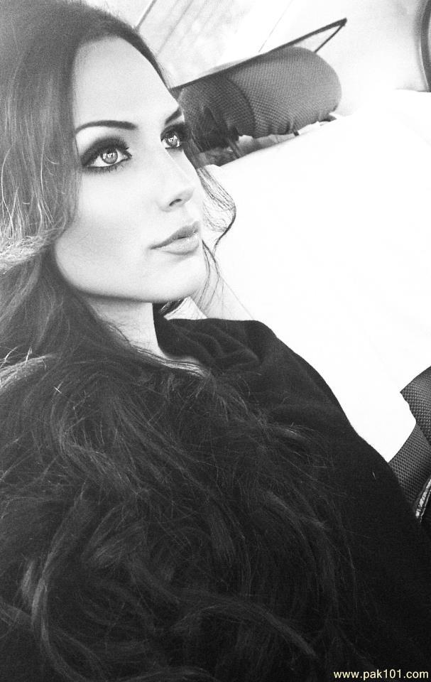 Picture of Aisha Linnea Akhtar