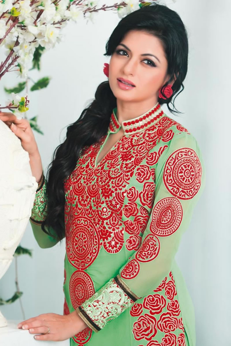 Picture of Bhagyashree