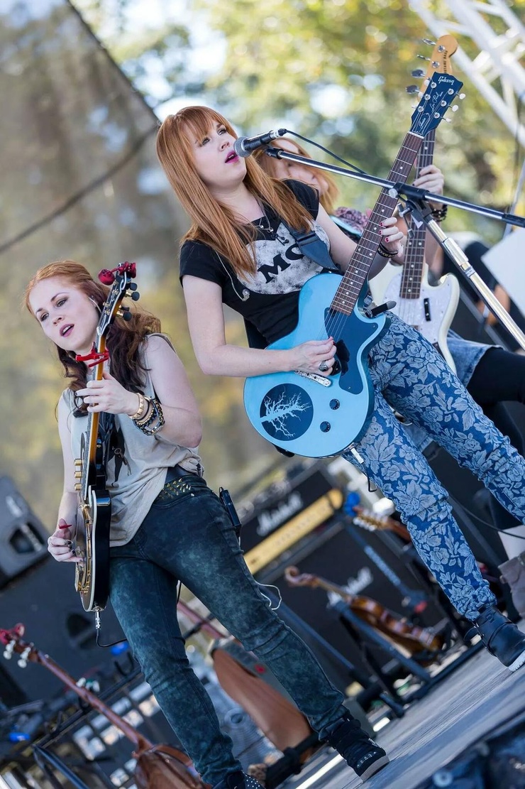 Picture of Red Roots