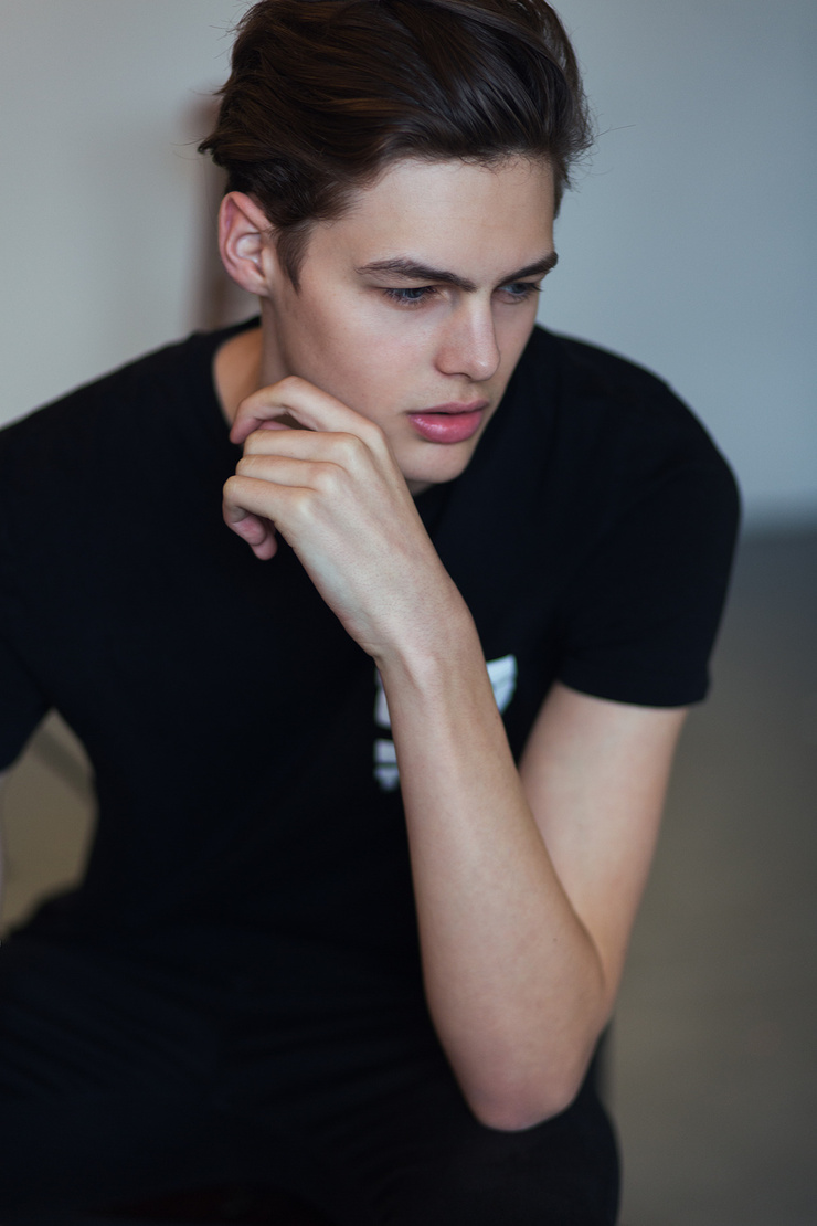 Picture of Darwin Gray
