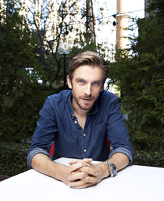 Picture of Dan Stevens