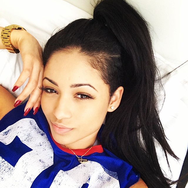 Kayla Phillips picture