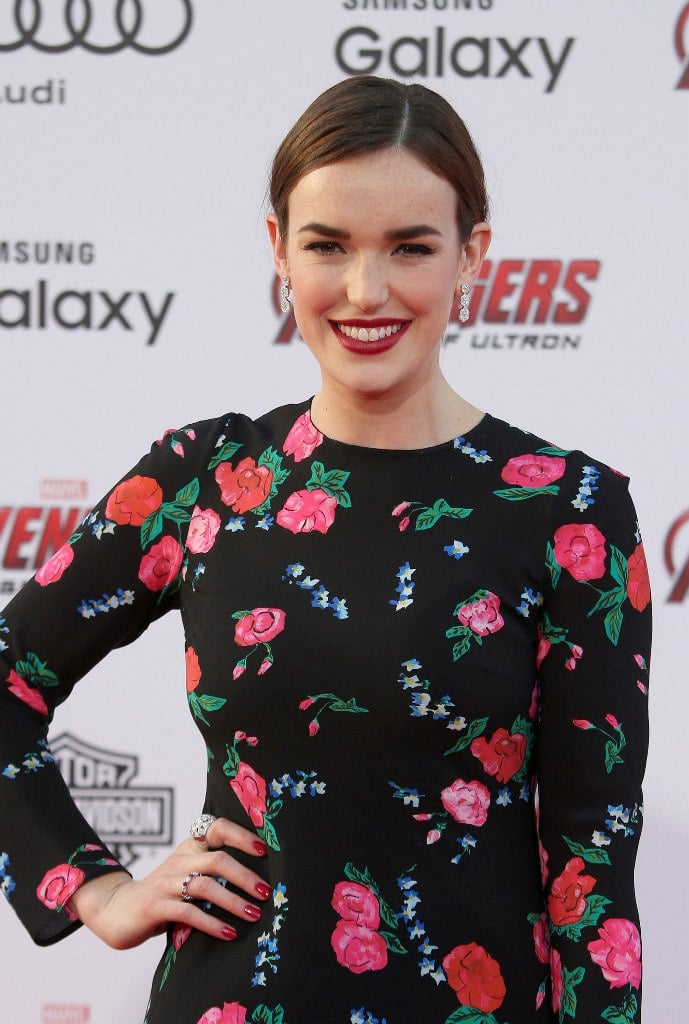 Picture of Elizabeth Henstridge