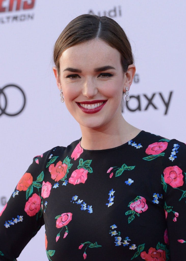 Picture of Elizabeth Henstridge