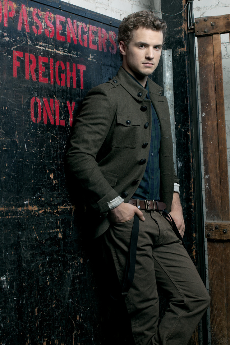 Picture of Freddie Stroma