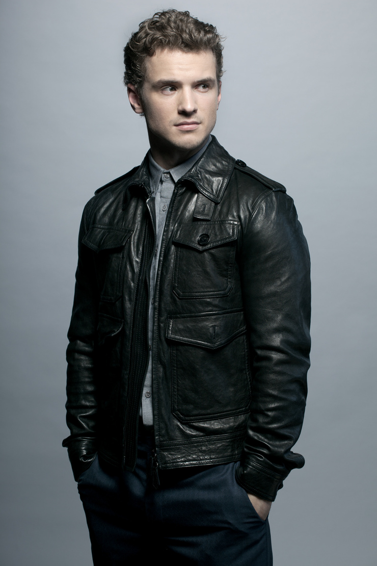 Picture of Freddie Stroma