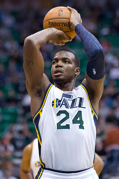 Paul Millsap picture