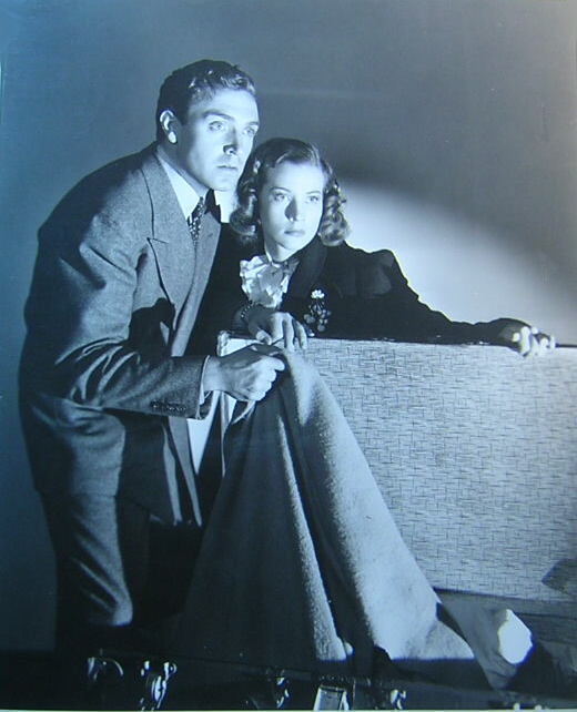 Robert Paige, Janice Logan