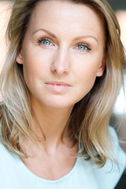 Picture of Claire Dargo